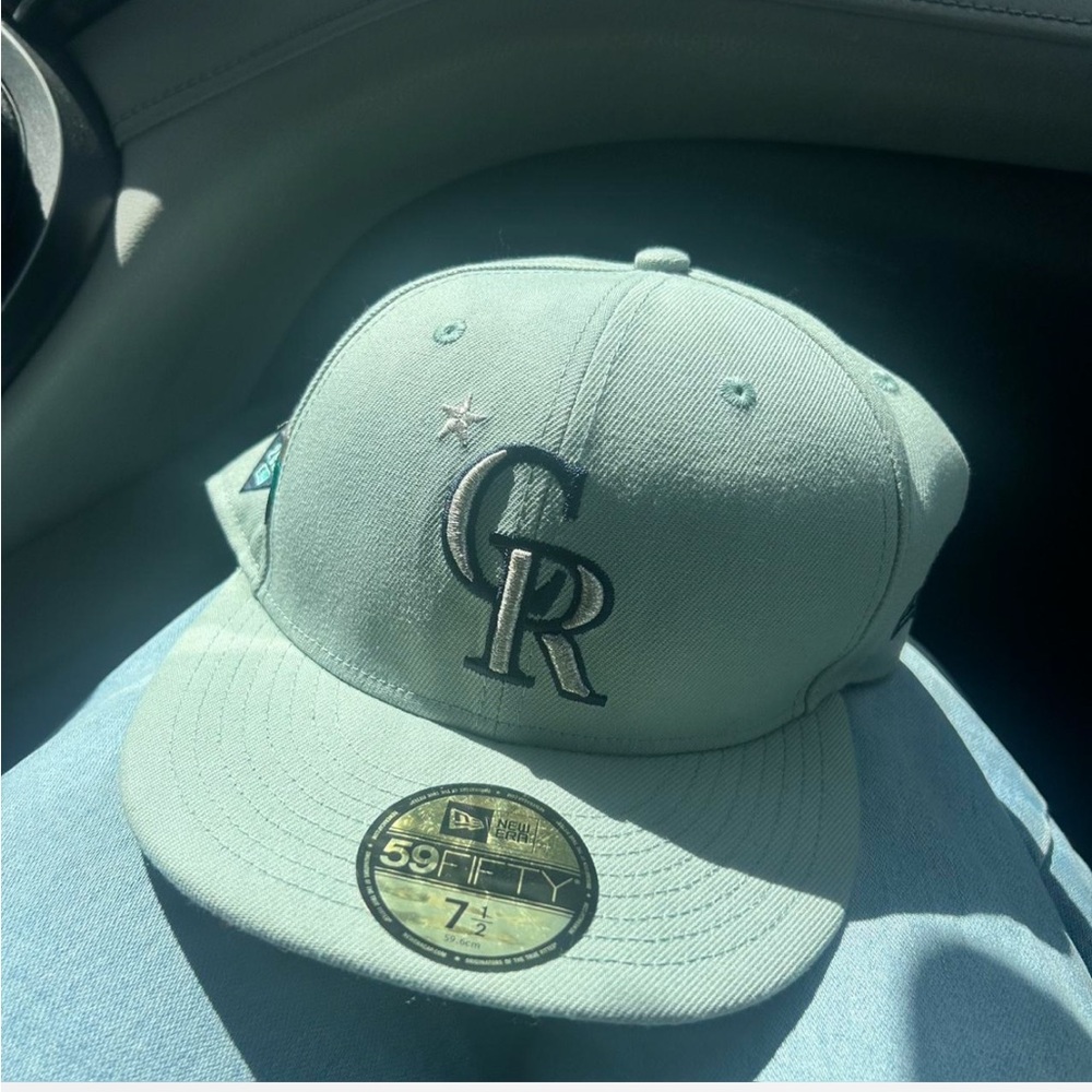 New Era 59fifty Fitted Cap With Black And Yellow Inte… - Gem